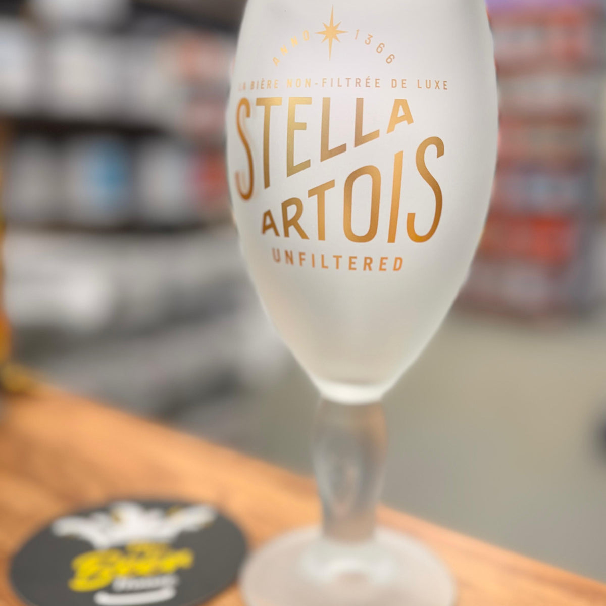 Stella Unfiltered Pint Glass – thebeerhoose.co.uk